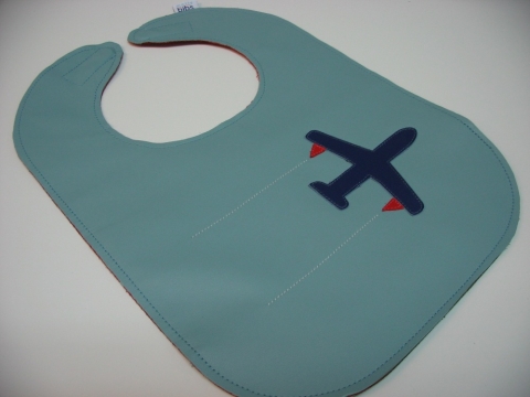 custom airplane bib | MallyDesigns.com